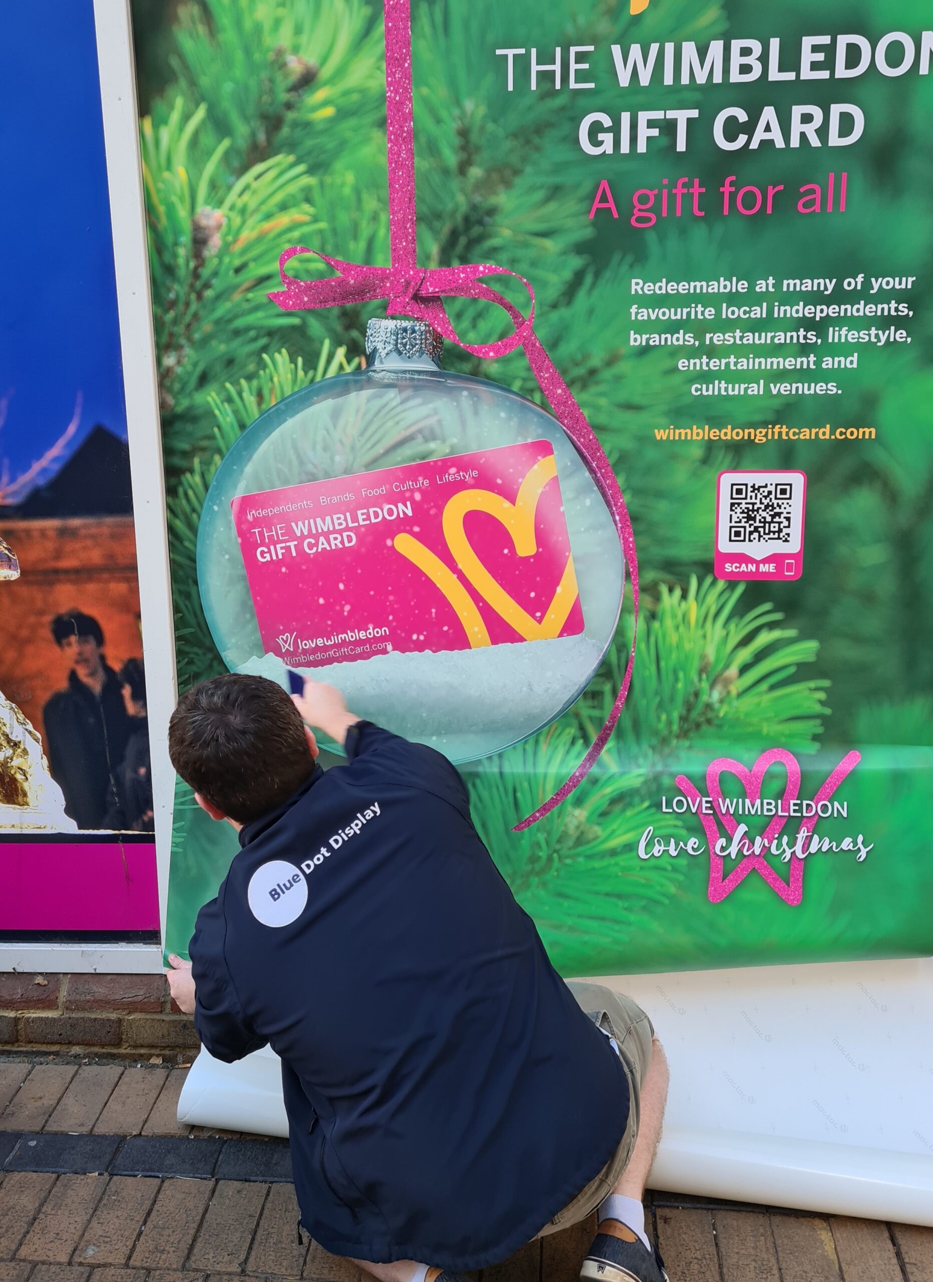 Large Format Printing - Blue Dot Display