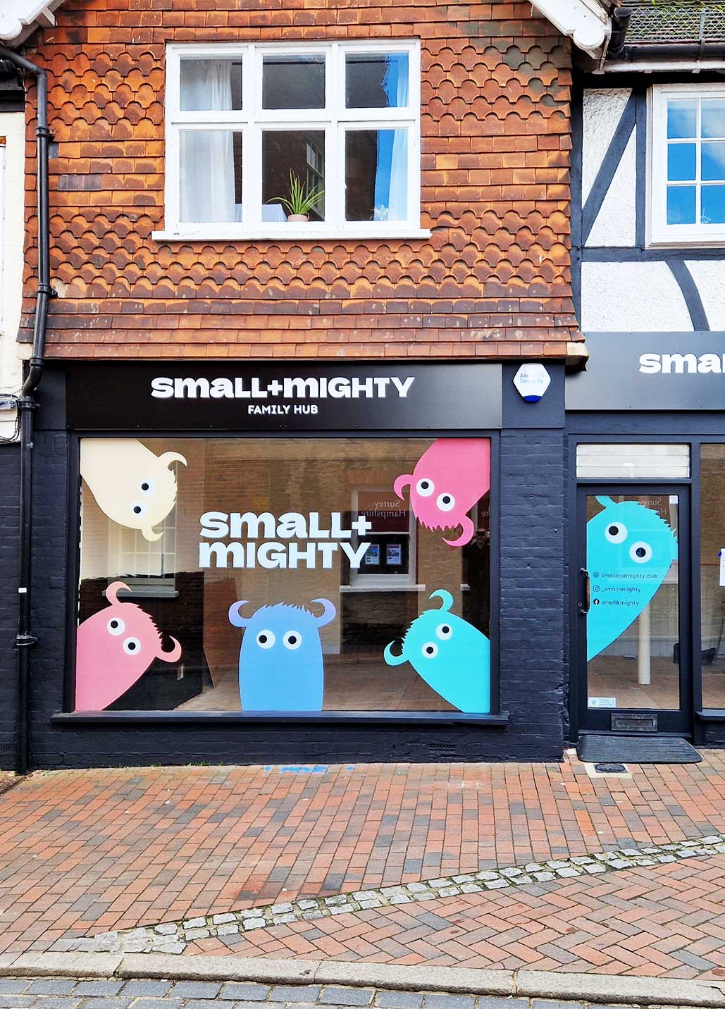 Fascia Shop Signs & Business Signage Makers In Surrey